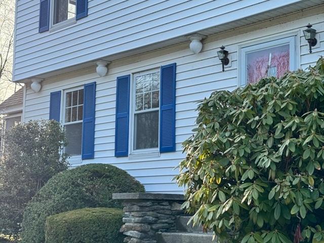 8 South Ter, Auburn, MA 01501 | MLS #73484