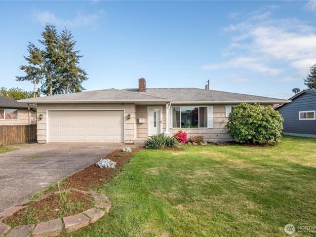 8 Terry Ct, Longview, WA 98632