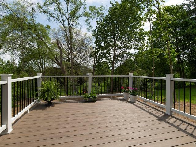 8 Terrace Hill Drive