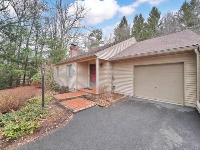 8 The Laurels, Enfield, CT 06082
