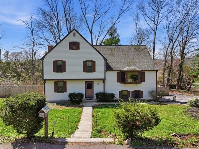 8 Three Ring Rd, Scituate, MA 02066