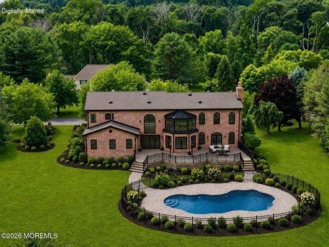 8 Tiberon Drive