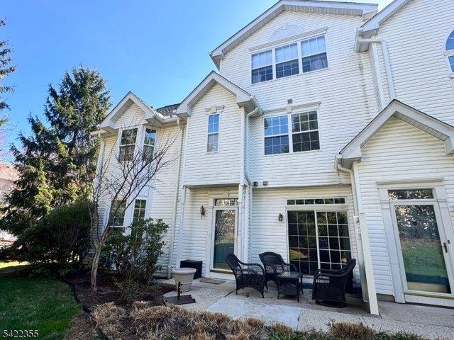 8 Timothy Ct, Morris Twp, NJ 07960