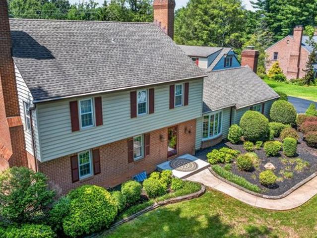 8 Tree Farm Ct, Glen Arm, MD 21057