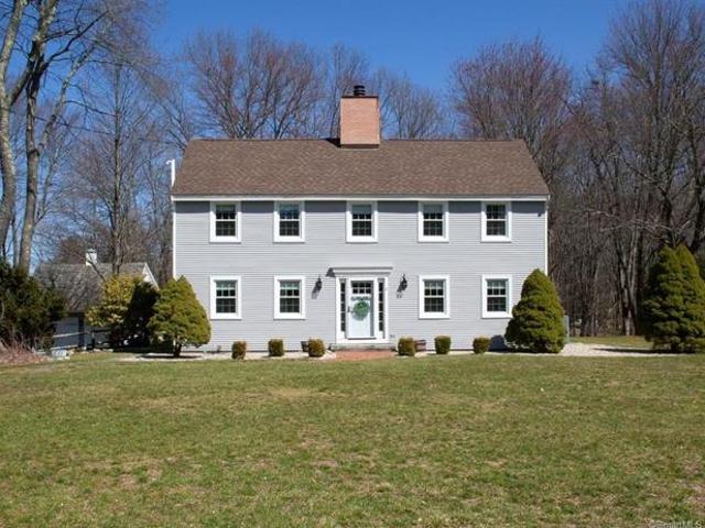 8 Village Ln, Burlington, CT 06013