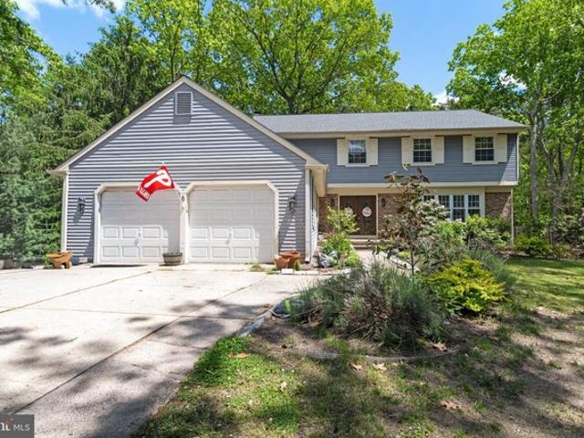 8 Wyndham Rd, Voorhees, NJ 08043