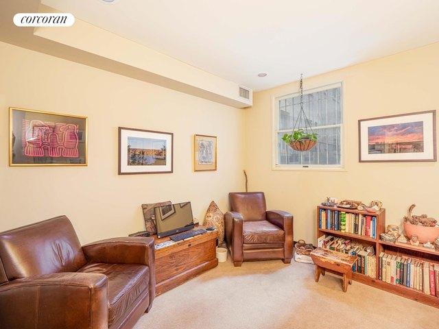8 W 65th St Apt 1B, New York, NY 10023