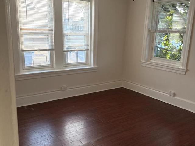 8 W Benedict Avenue # 2E