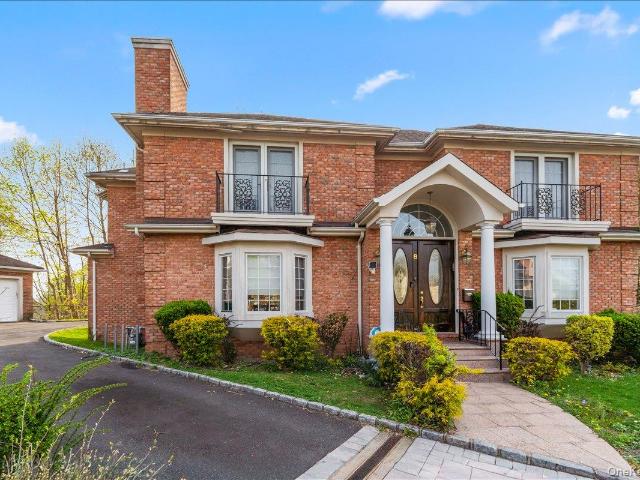 8 Wesey Court