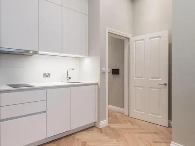 8 West Cromwell Road, London, SW5 9QJ, United Kingdom | 1 bed apartment for rent #167604896 | Rentberry