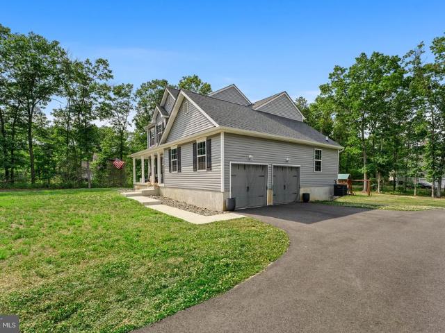 8 Whitetail Drive
