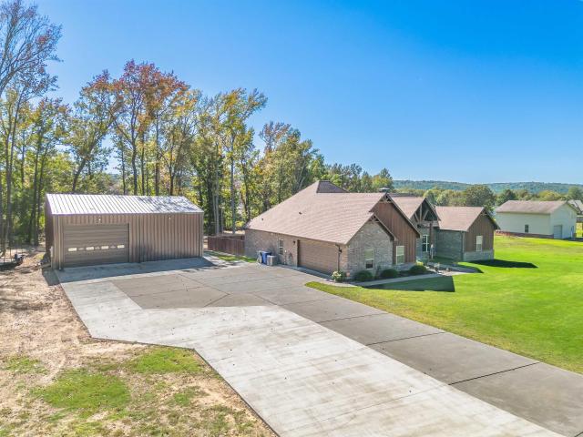 8 Winterberry Drive