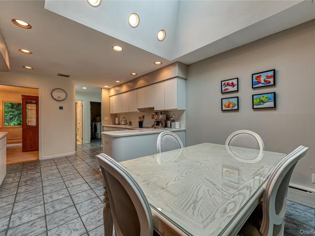8 Woodvale Drive