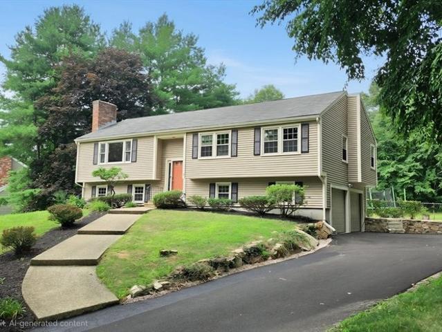 8 Woodridge Ln, Ashland, MA 01721