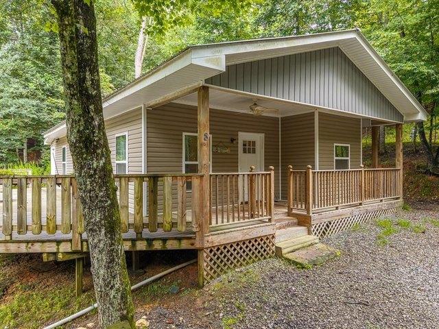 8 17th St, Ellijay, GA 30540