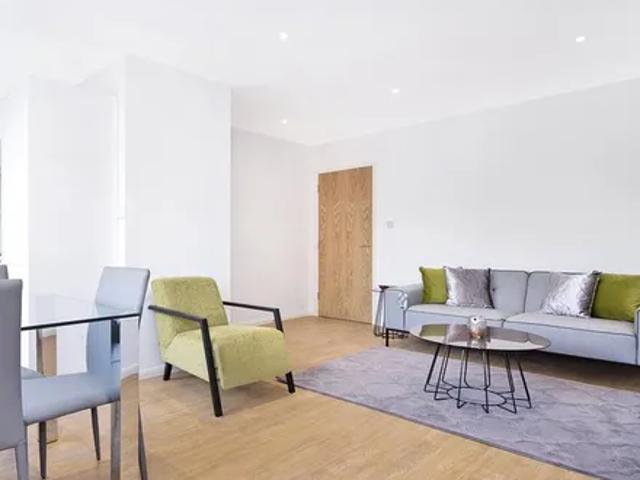 8 12 Clarence Road, London, SE8 3EY, United Kingdom | 2 bed apartment for rent #139476122 | Rentberry