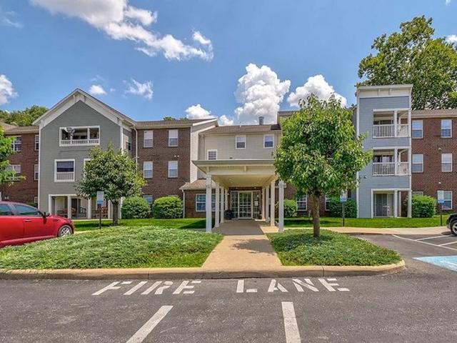8 5th St, Wheeling, WV 26003