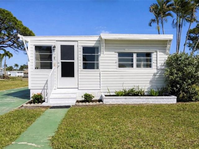 8 6th St, Bradenton, FL 34210
