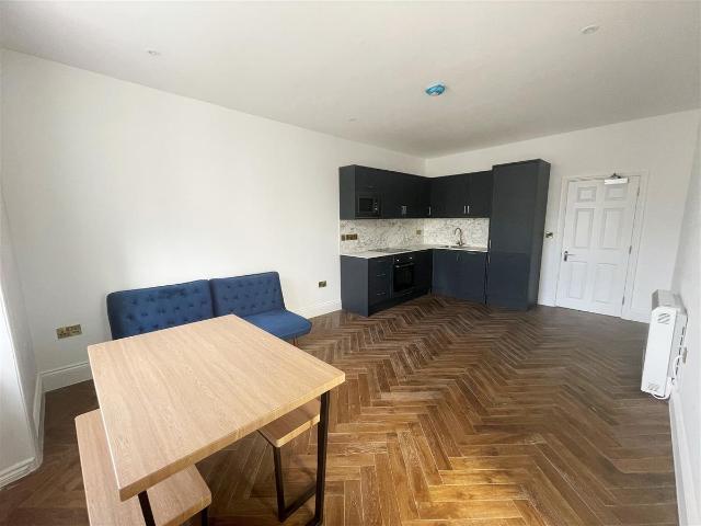 8, 7 Clarence Yard, Brighton BN1, 1 bed flat to rent, £1,450 pcm | PrimeLocation
