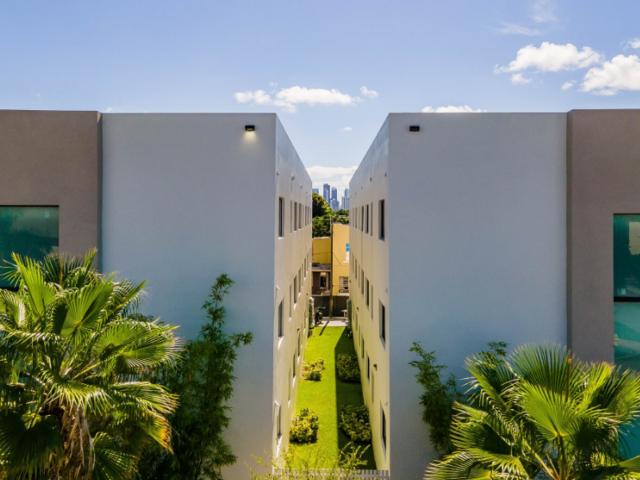 8CHO Apartmets