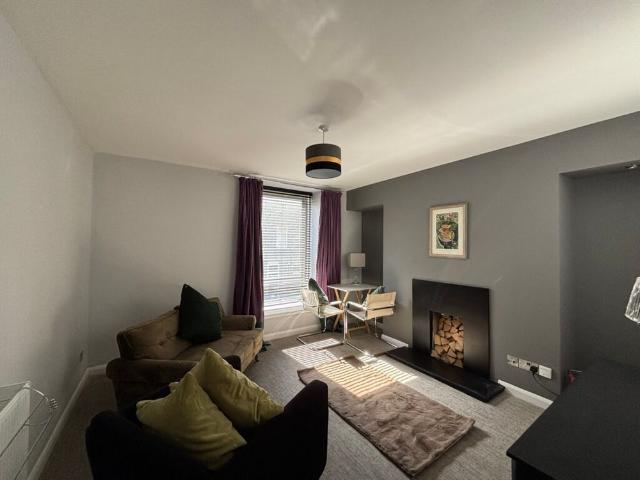8b Menzies Road, Aberdeen, AB11 9BA