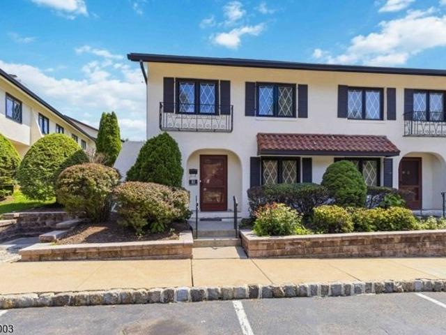 8J Dorado Dr, Morristown, NJ 07960
