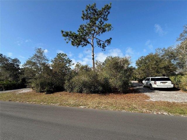 8th Ave, Deland, FL 32724