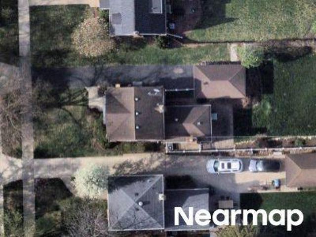 8th Ave