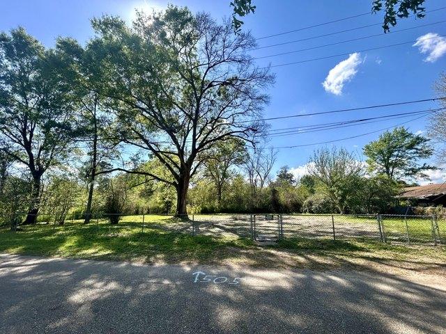 8th, Oakdale, LA 71463