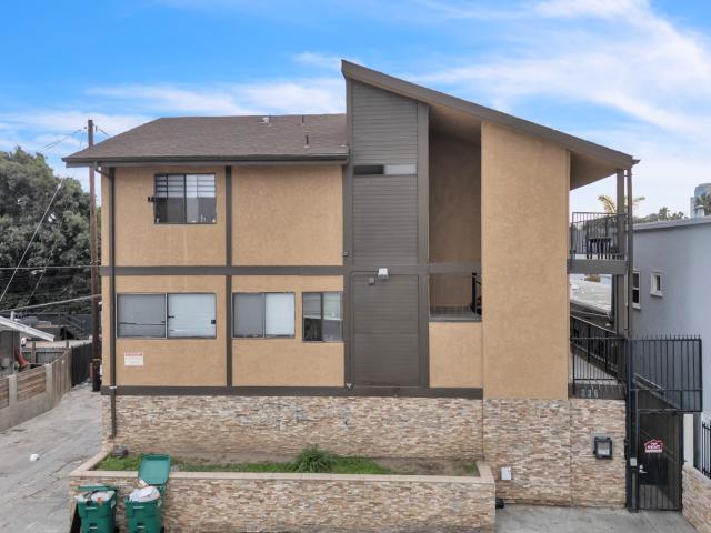8th Street Residences