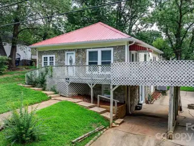93 13th St SE, Hickory, NC 28602 MLS 4166510