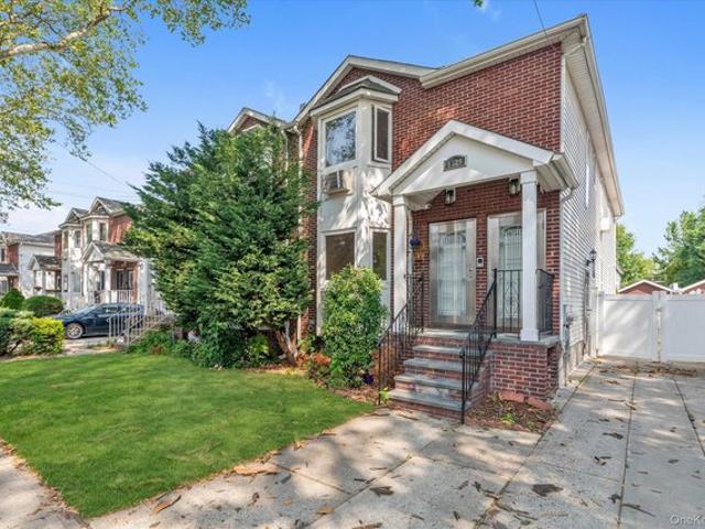 93 29 91st Ave, Woodhaven, NY 11421