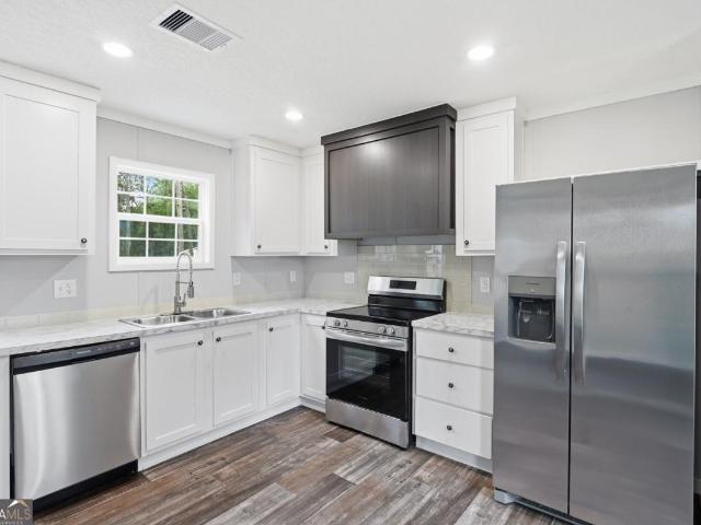 93 Thrasher Ln E, Jesup, GA 31545 | MLS #10674