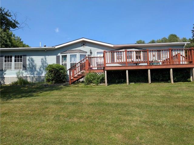 93 Tumblestone Rd, Harpersfield, NY 13786