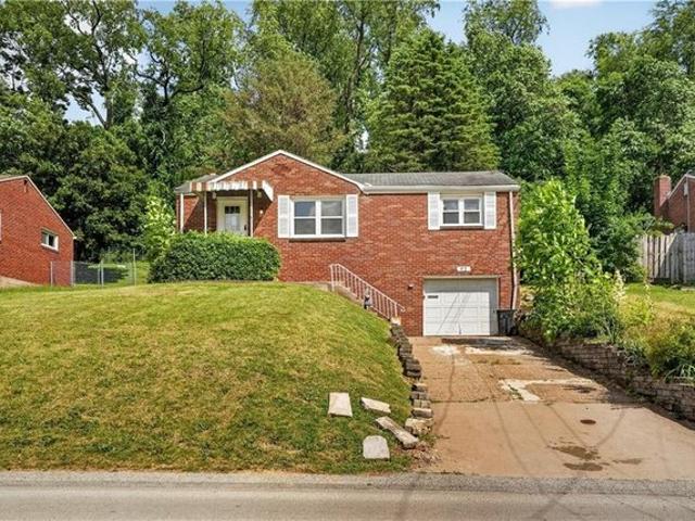 93 W Bruceton Rd, Pittsburgh, PA 15236