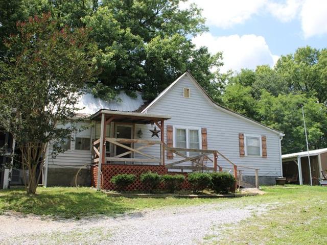 93 W Green Hill Rd, McMinnville, TN 37110