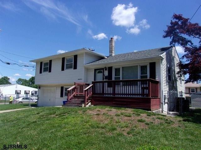 93 W Laurel Dr, Somers Point, NJ 08244