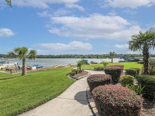 93 W Palm Blvd, Montgomery, TX 77356