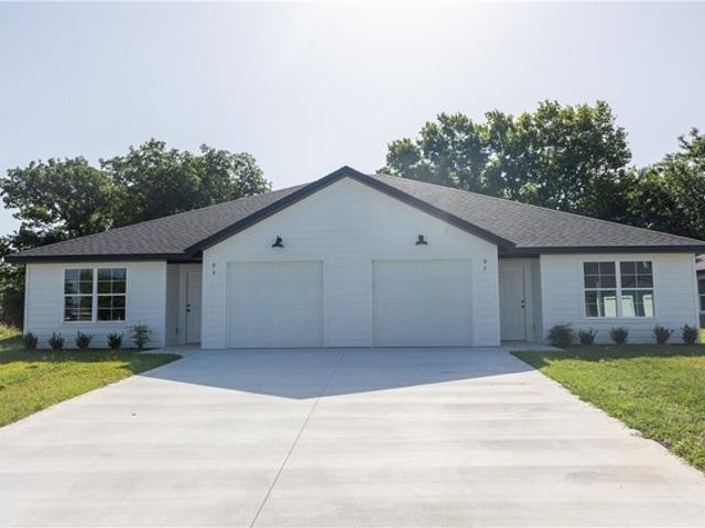 93 W Rainsong St, Farmington, AR 72730