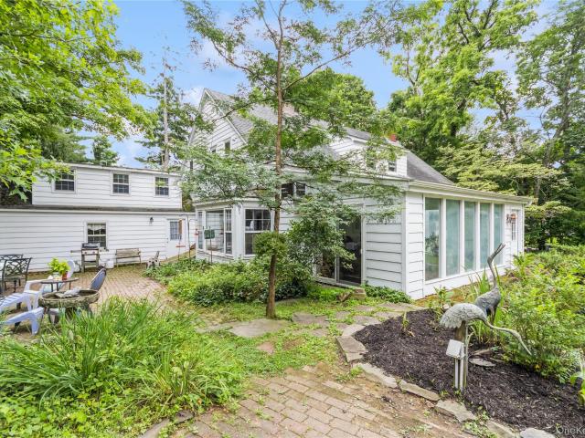 93 Widmer Road