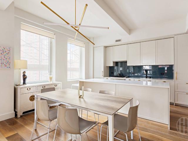 93 Worth Street 1102