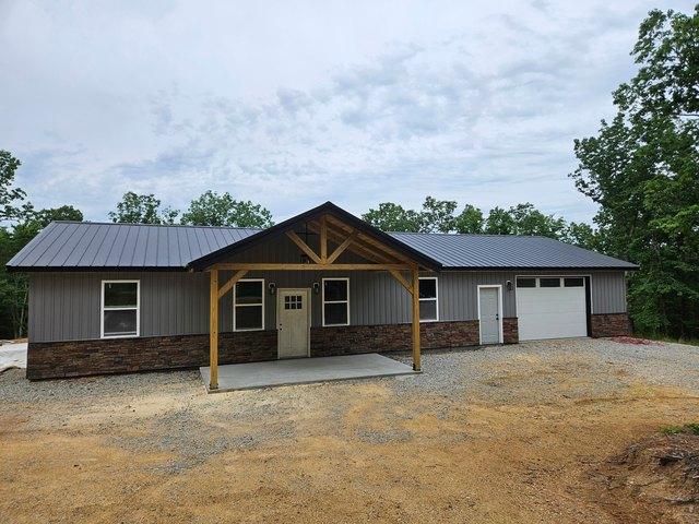 93 Wyatt Ln, Linden, TN 37096