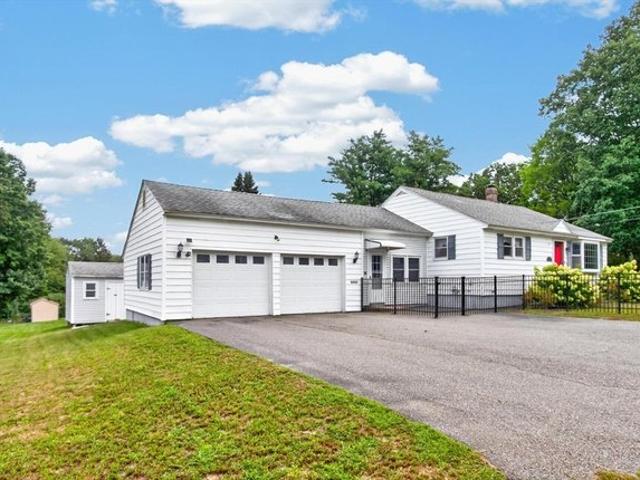 93 York Ave, Fitchburg, MA 01420