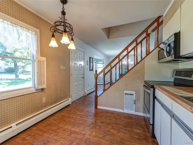 93 Barnyard Lane