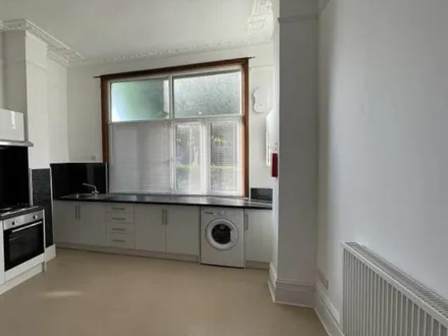 93 Brondesbury Villas, London, NW6 6AG, United Kingdom | 1 bed apartment for rent #124864050 | Rentberry