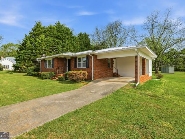 93 Carlton Avenue