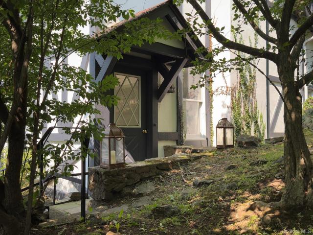 93 Circuit Road