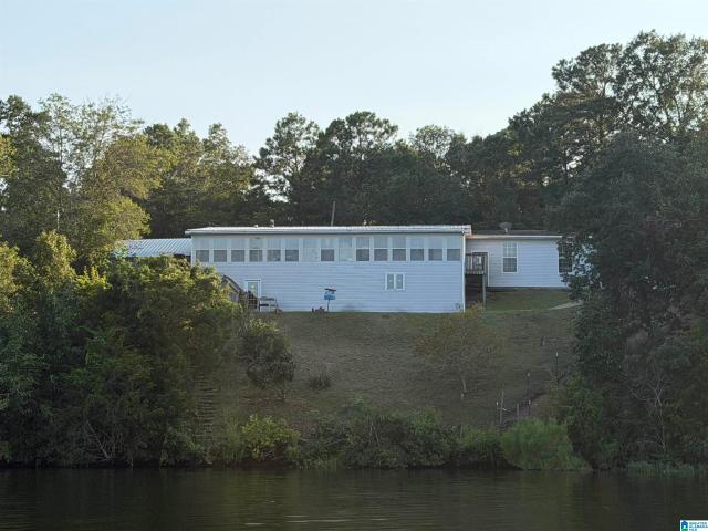 93 County Road 876