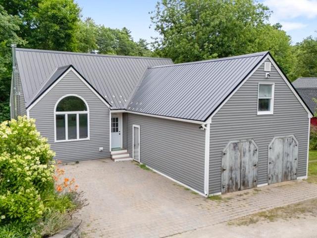 93 Crossing Rd, Wells, ME 04090