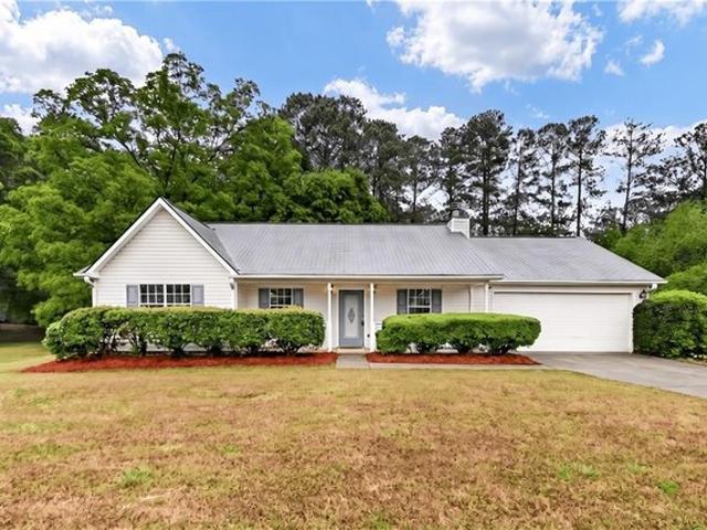 93 Eva Dr, Hampton, GA 30228